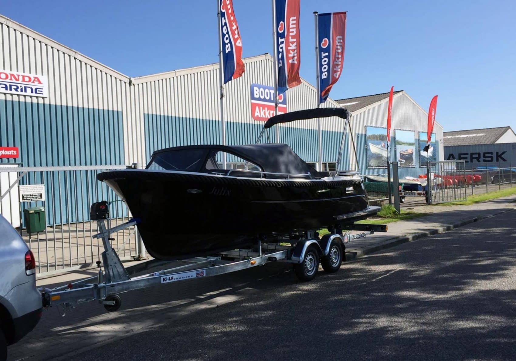 Dealers | Prins Watersport | boot dealers, Stout, Corsiva, Prins, dealer