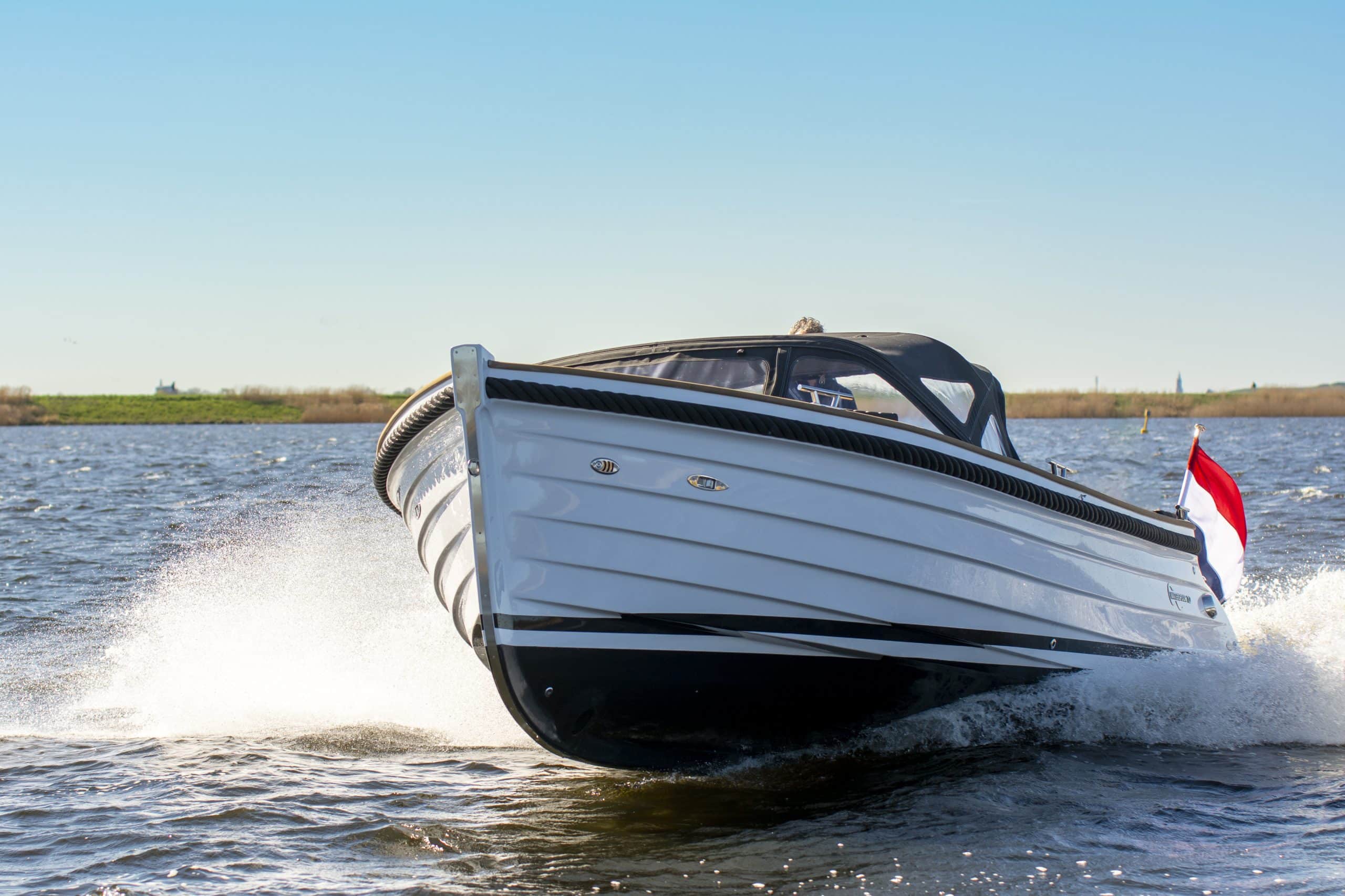 Waterspoor 717 Outboard | Prins Watersport